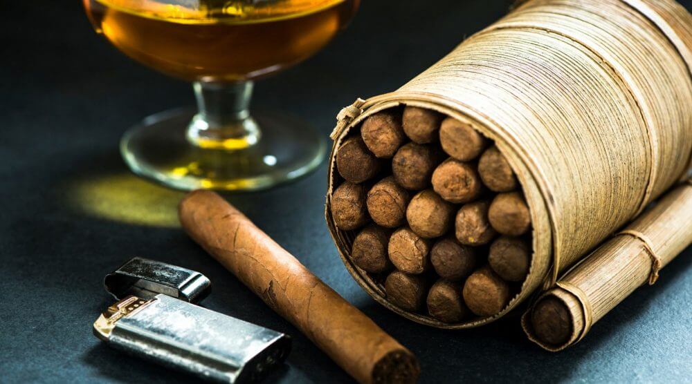 The Cigar Report | Athens Insider