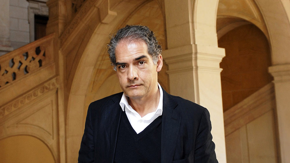 A Requiem for a Master Storyteller | Athens Insider