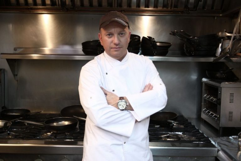 Greek Chefs Show They Care | Athens Insider