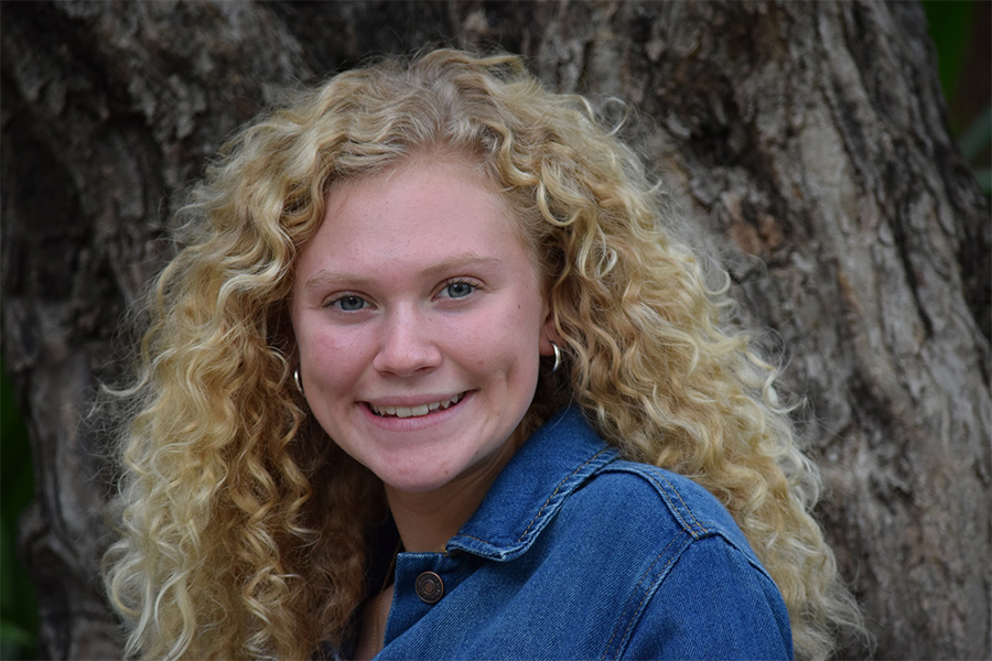Kaya Ketter's 'Moving Day' earns her first place in the Under-18 ...