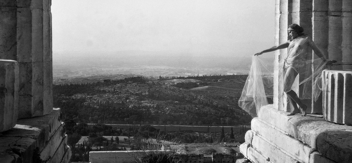 Nelly’s Revolutionary Photography | Athens Insider