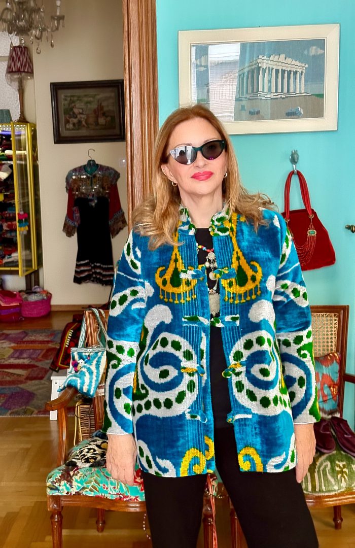 Enter Queen Calliope’s bright and bold world of fashion eloquence ...